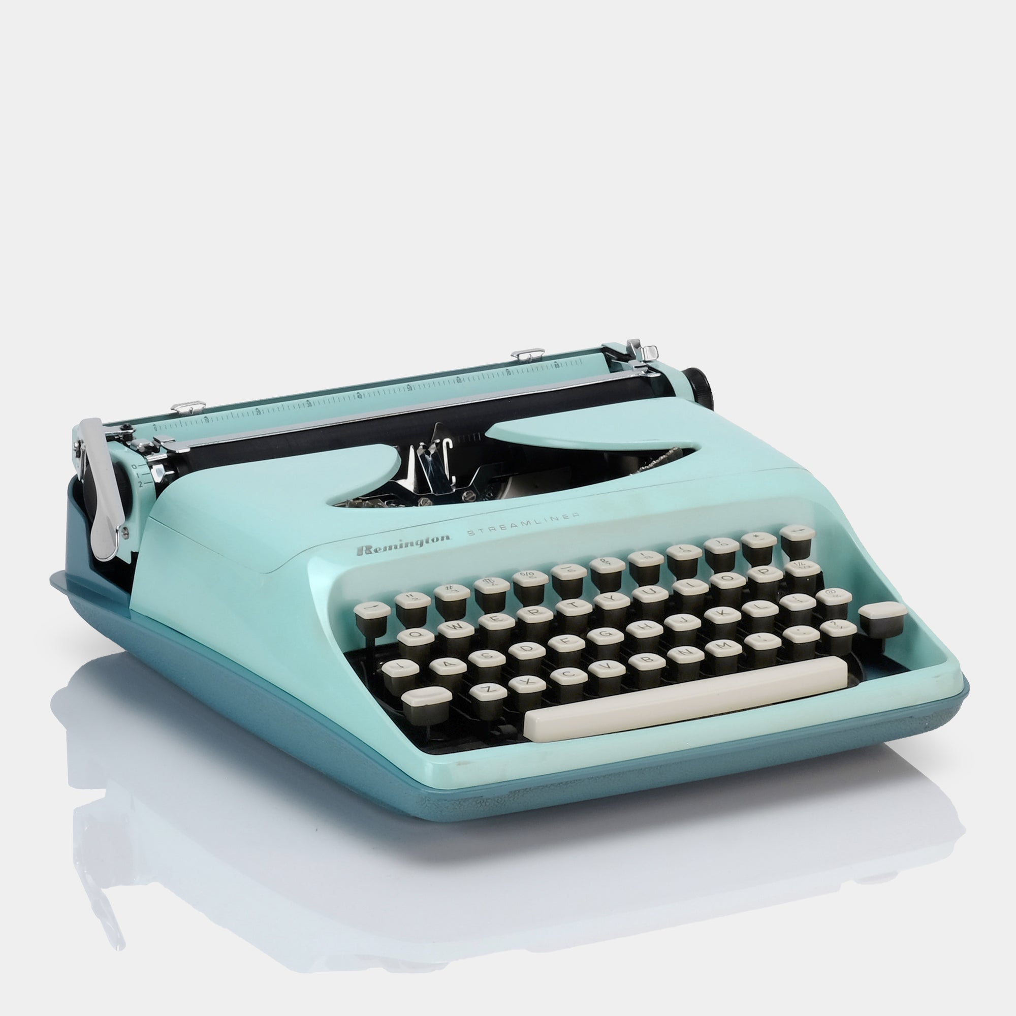 Remington Streamliner Teal Manual Typewriter and Case