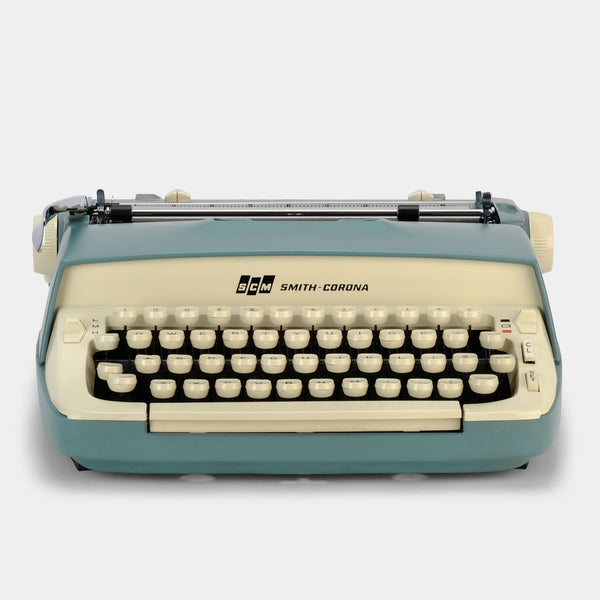 Smith-Corona Galaxie Blue Manual Typewriter and Case