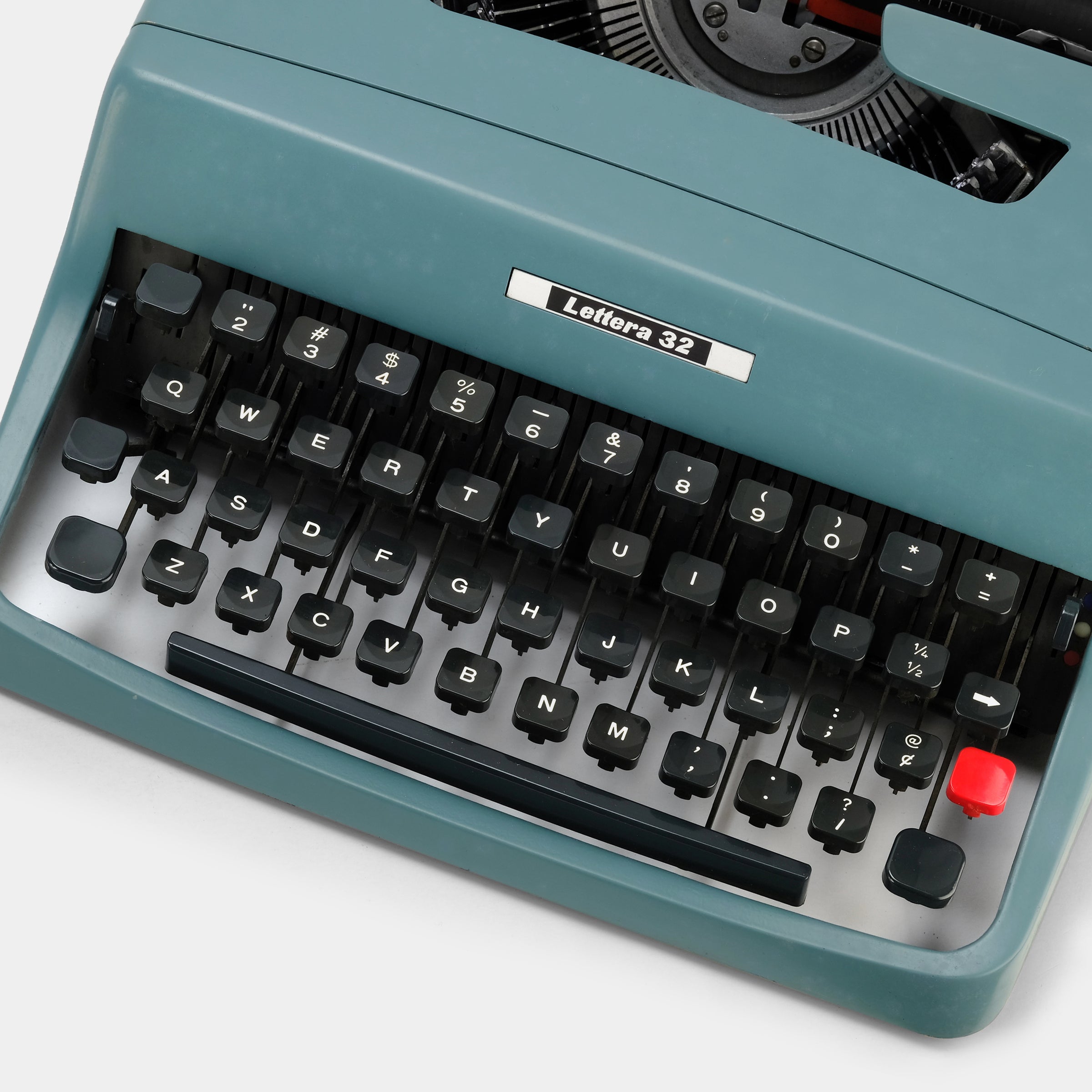 Olivetti-Underwood Lettera 32 Teal Manual Typewriter and Case