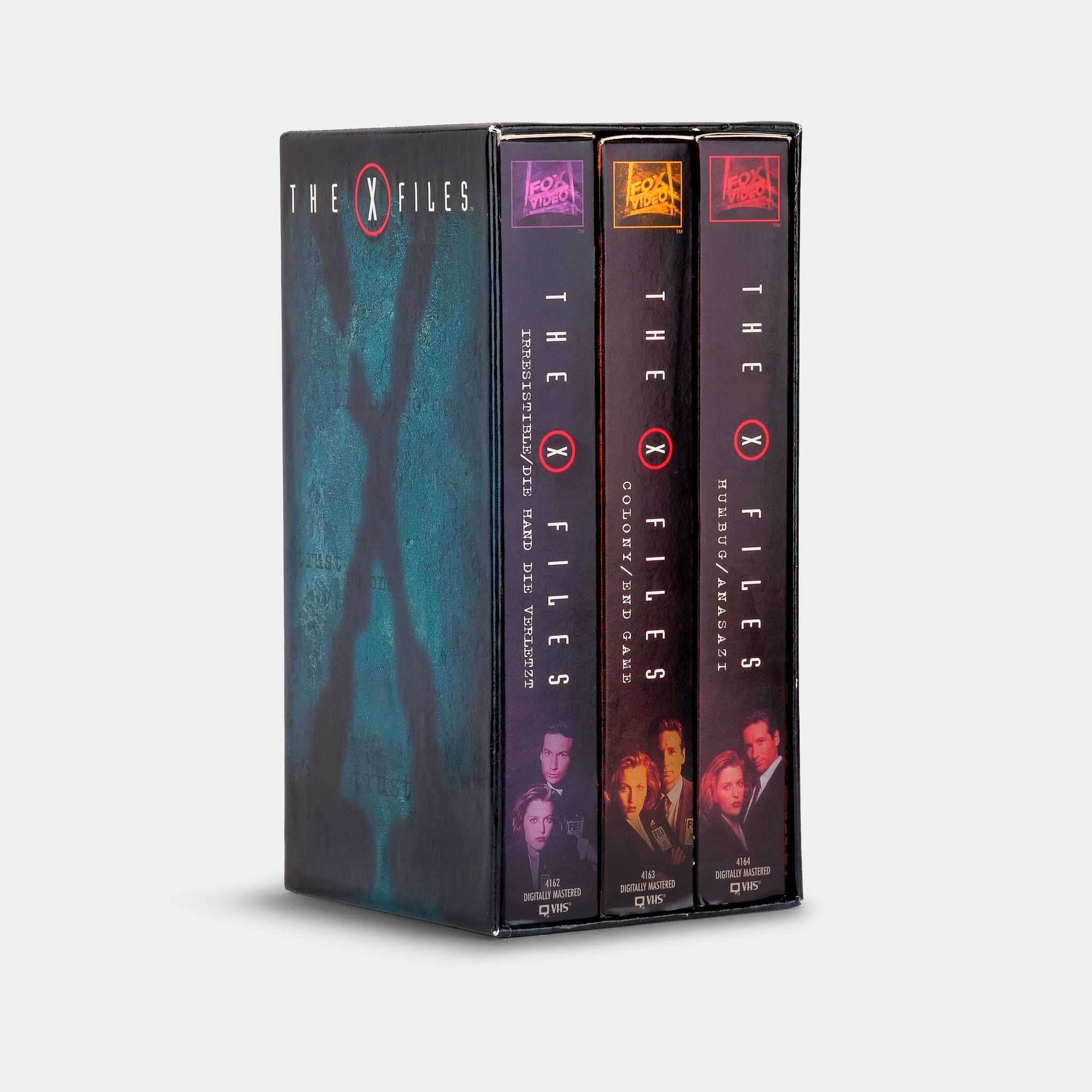The X-Files (Six Episodes) VHS Tape Set