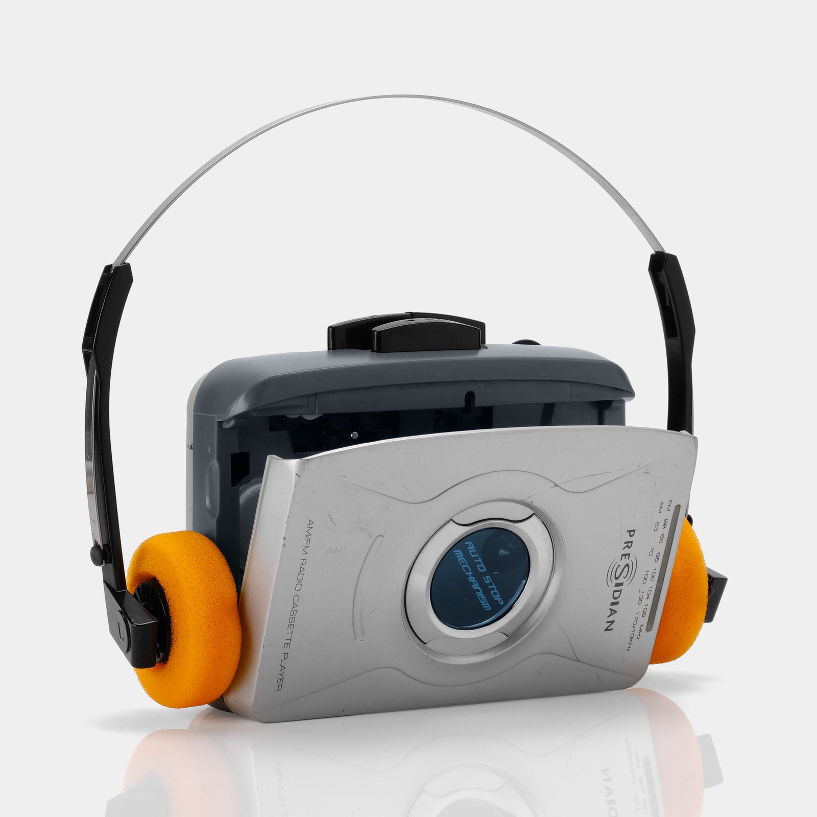 Presidian 12-320 AM/FM Portable Cassette Player (B-Grade)