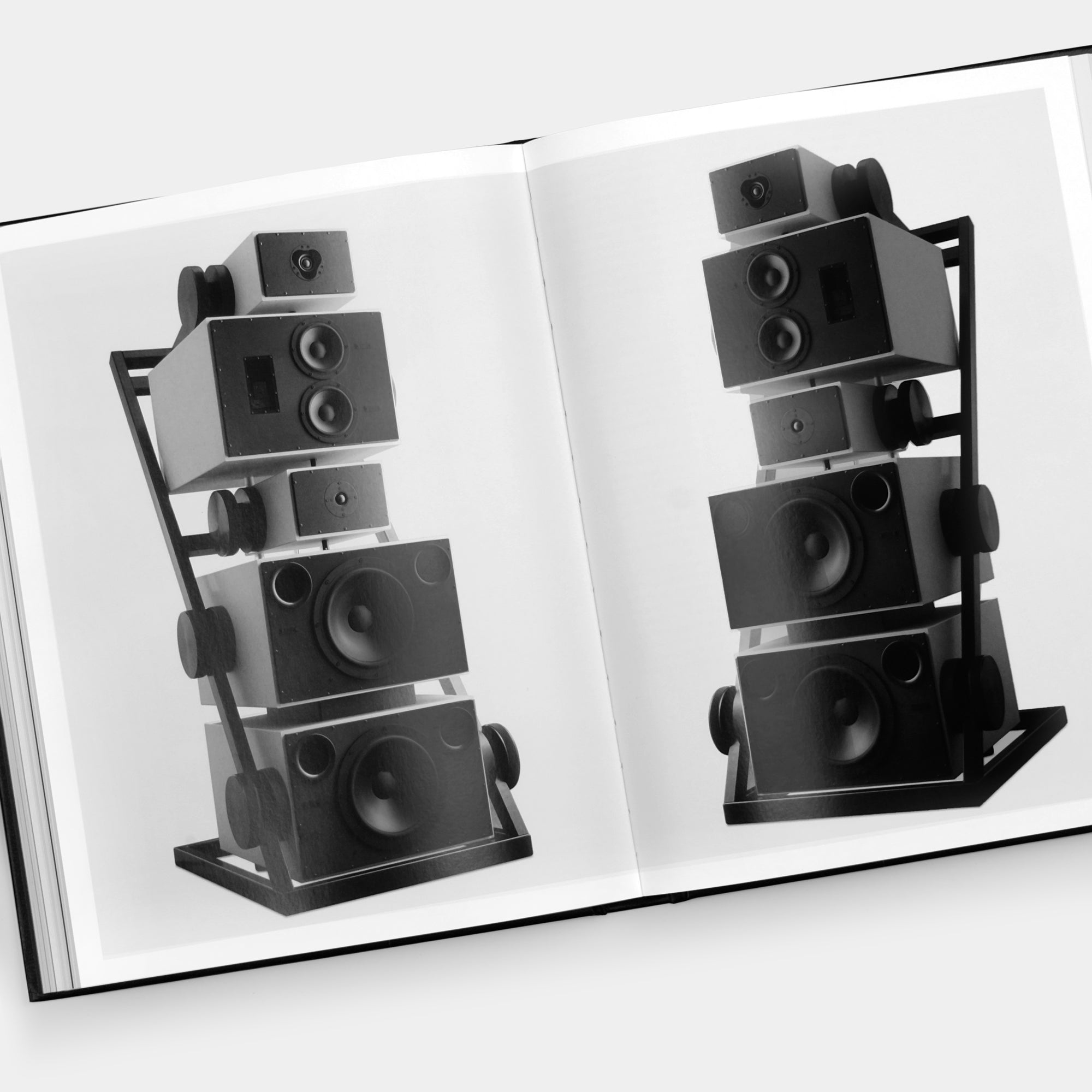 Hi-Fi: The History of High-End Audio Design by Gideon Schwartz Phaidon