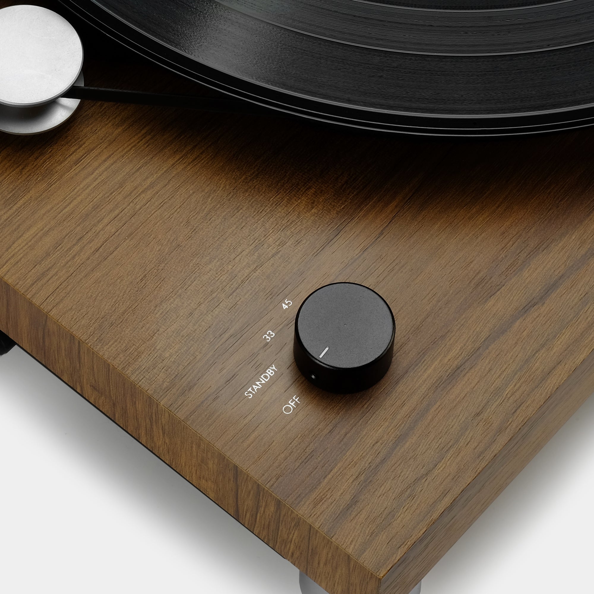 MORE HiFi Walnut Turntable