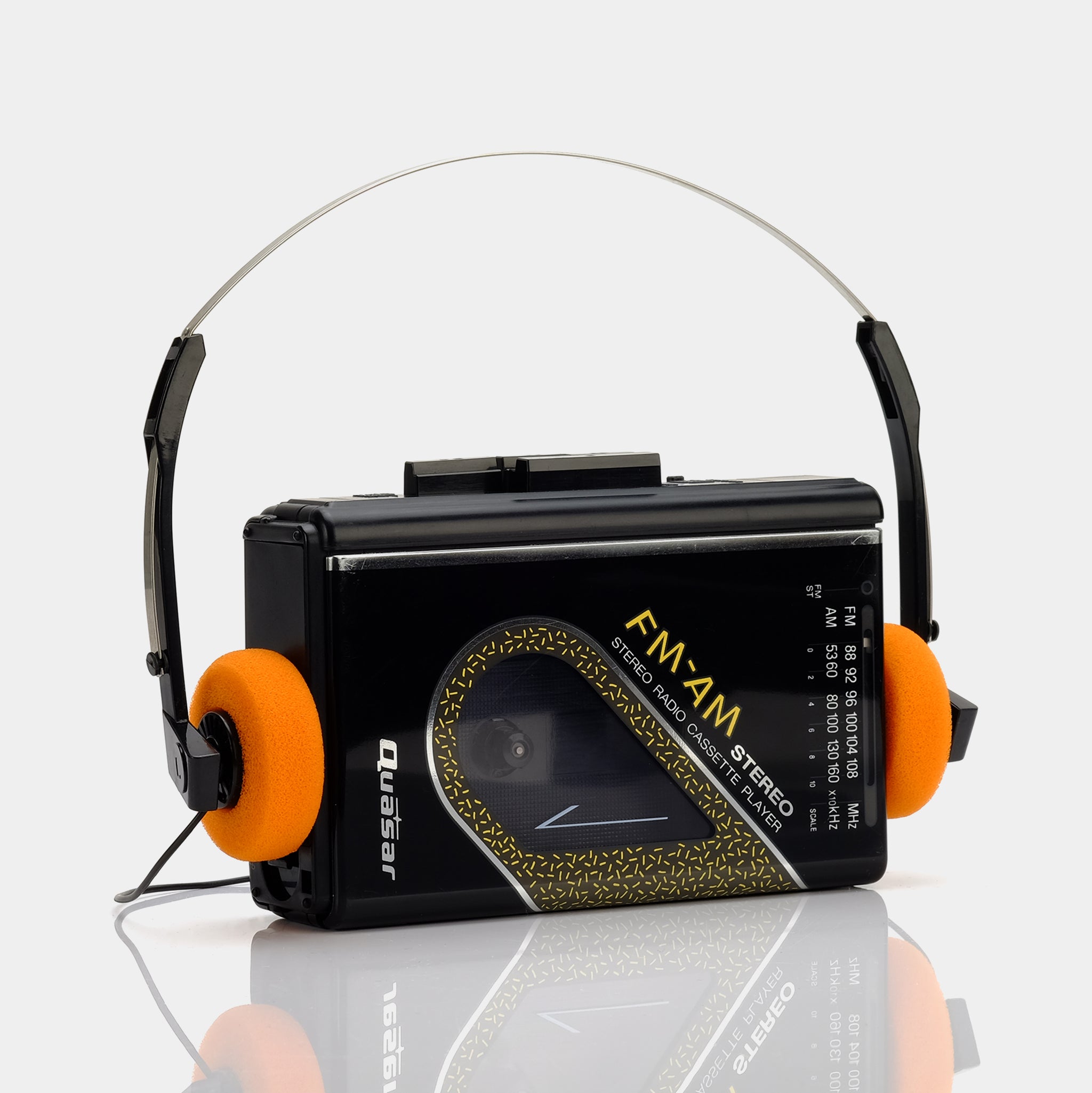 Quasar AM/FM Portable Cassette Player