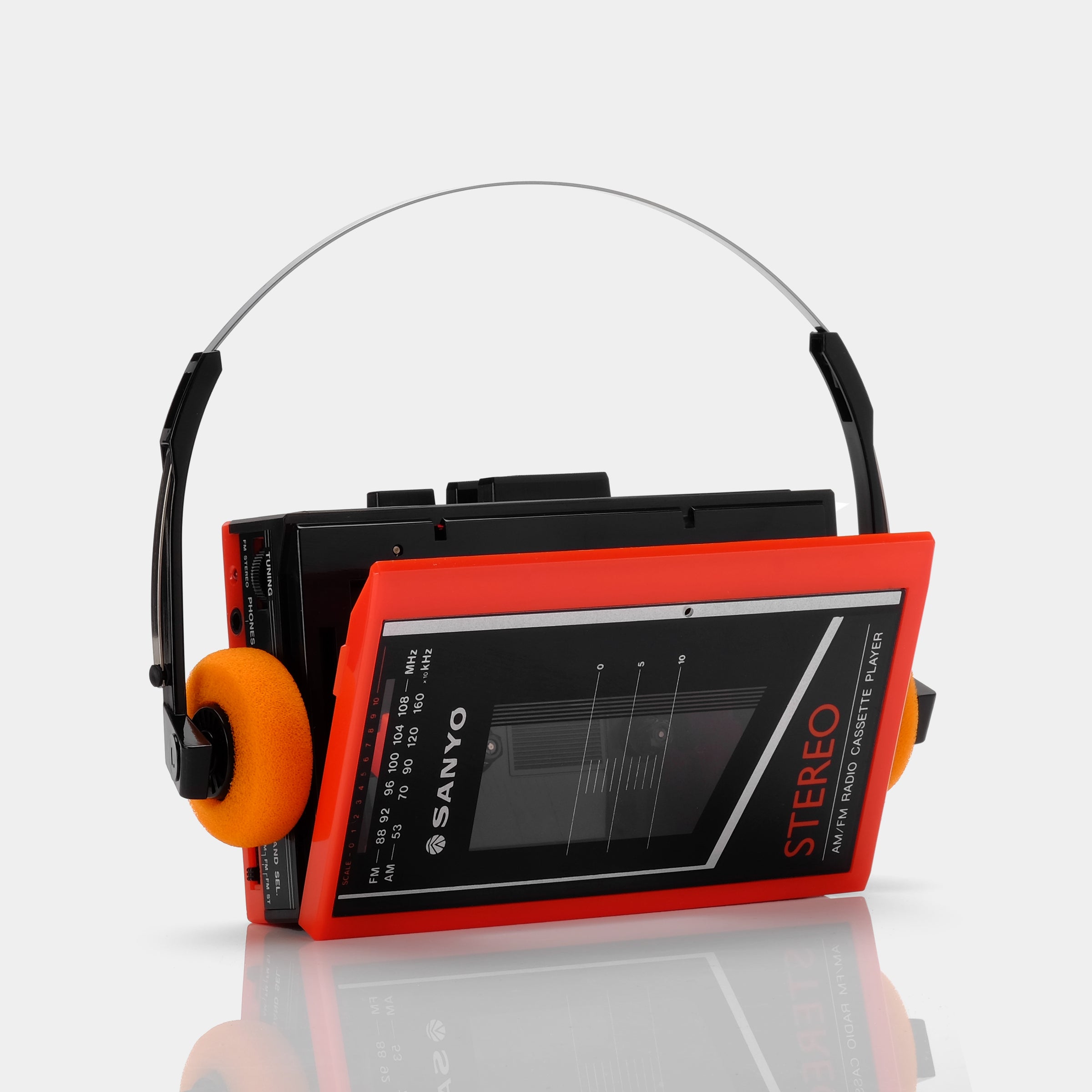 Sanyo MGR61 Red AM/FM Portable Cassette Player