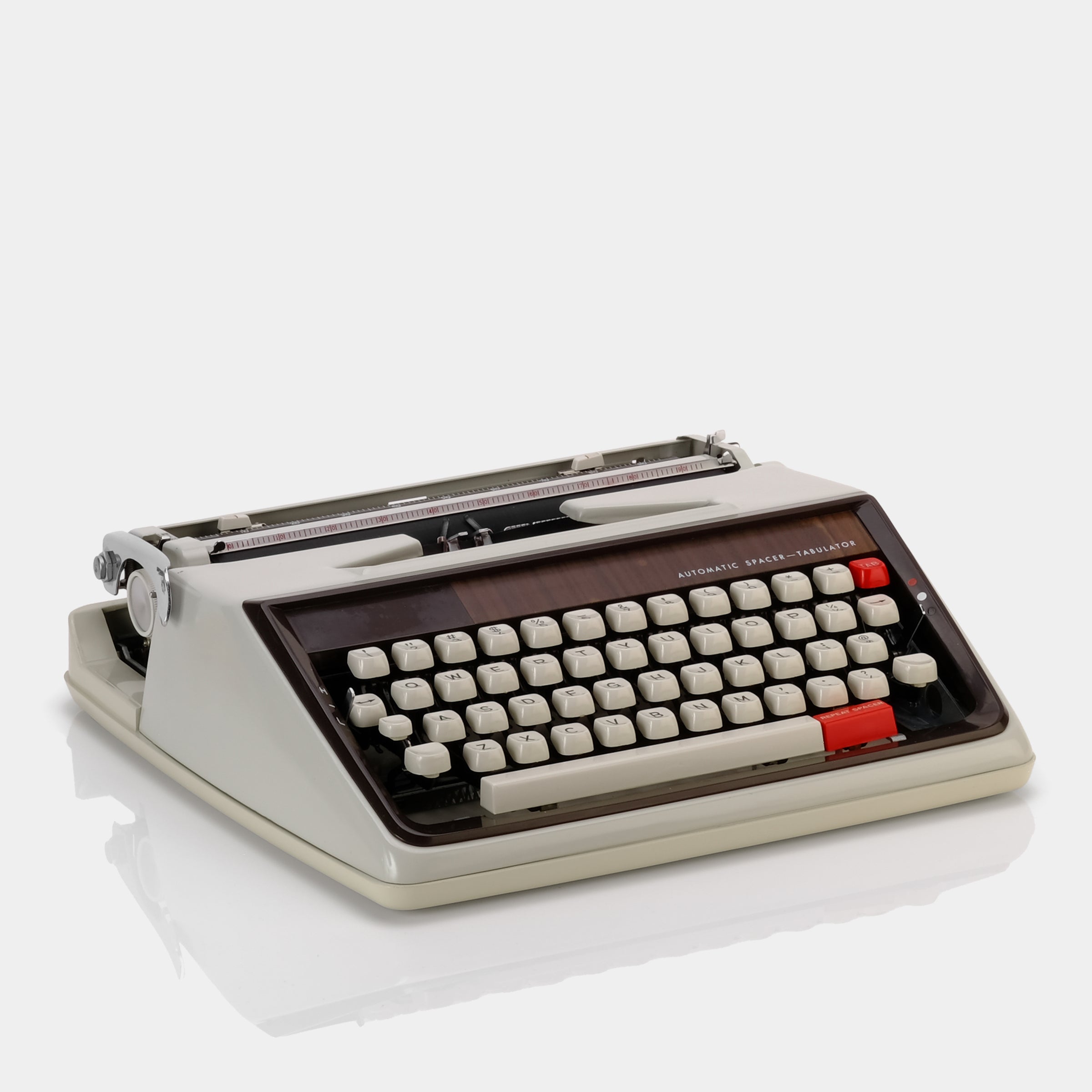 Brother Wizard TrueType Beige Manual Typewriter and Case